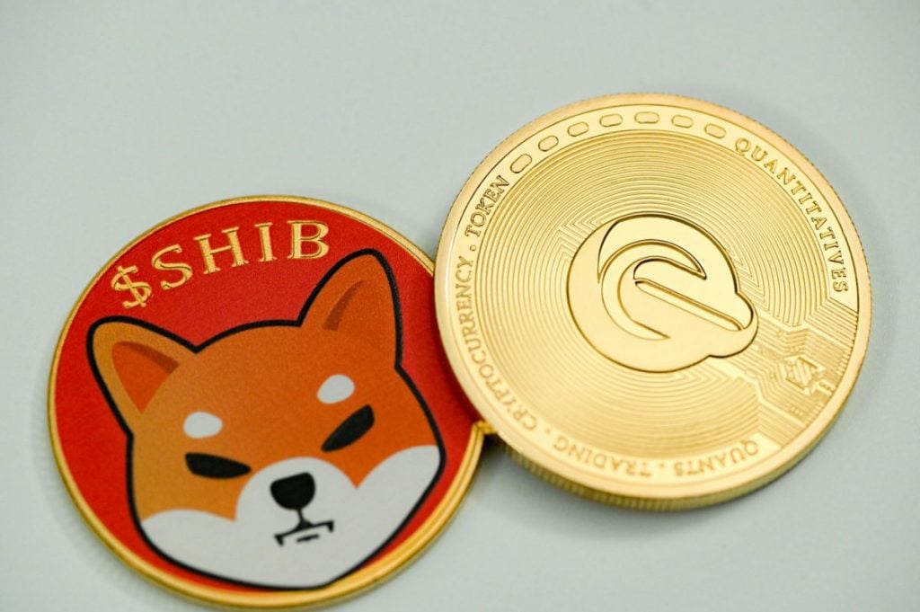 Dogecoin (DOGE) vs Shiba Inu (SHIB): Which Is A Better Investment Now ...